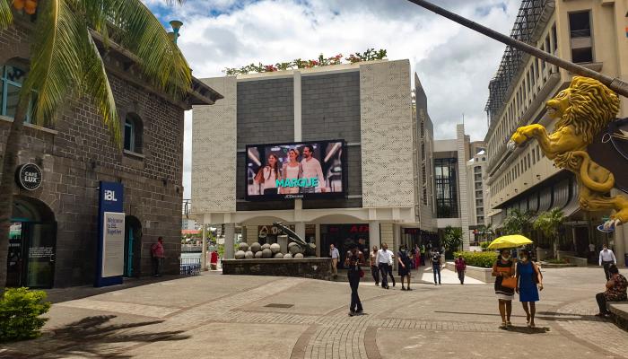 JCDecaux Mauritius Launches Digital Billboard at Port Louis Waterfront ...