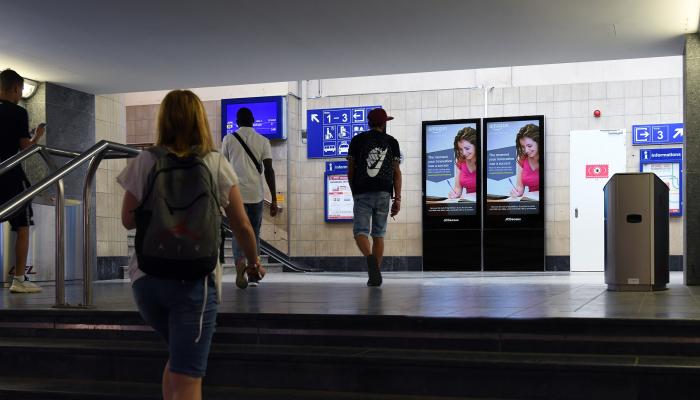 CFL, Luxembourg Central Station, Amazon | JCDecaux Belux