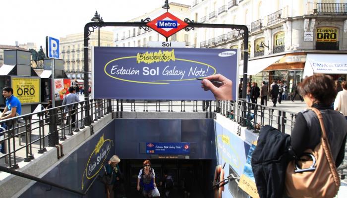 Sol Station gets renamed: "Estacion SOL Galaxy Note" | JCDecaux