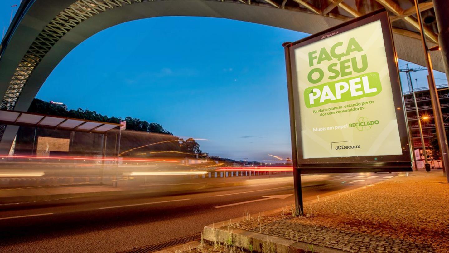 Outdoors publicitários: o que são, quais as vantagens e como ...