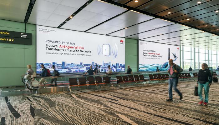 Huawei | Terminal 3 Concourse Lightbox Pack A | JCDecaux Singapore