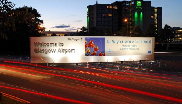 KLM runs branding campaign | JCDecaux UK