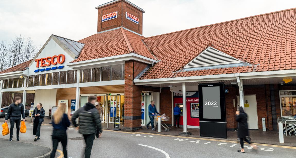 JCDecaux UK expands Tesco digital screen network to 500 stores and ...