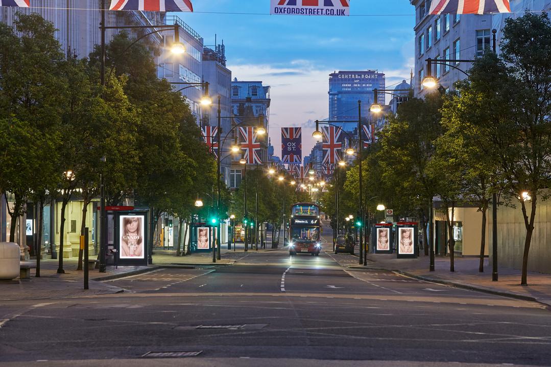 Roadside Digital 6-sheet (D6) | JCDecaux UK