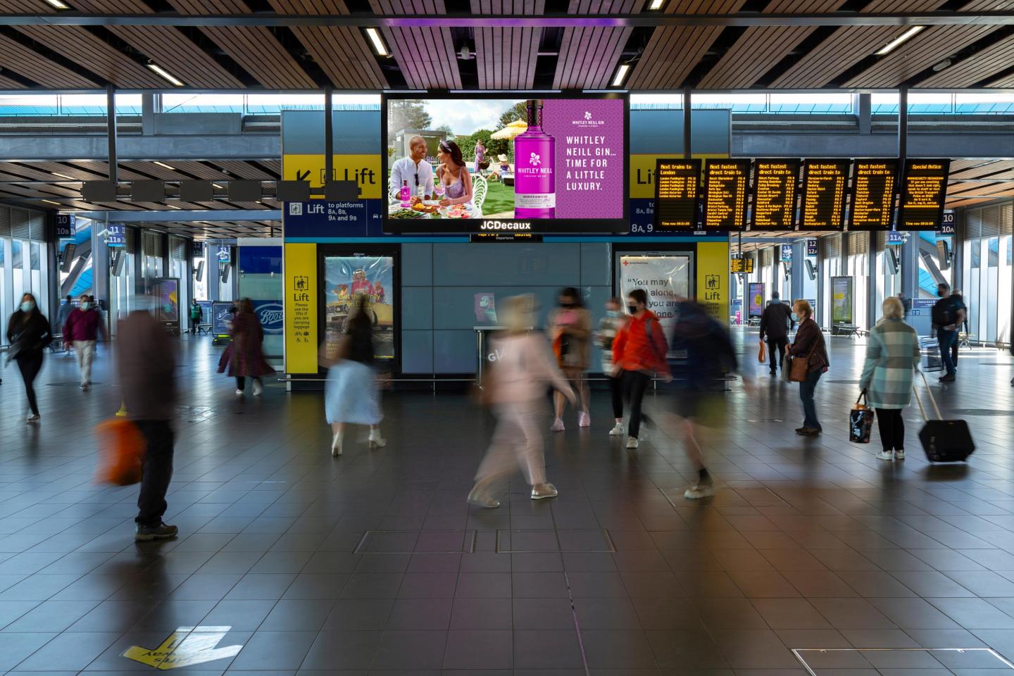 JCDecaux UK launches Transvision at Reading station | JCDecaux UK
