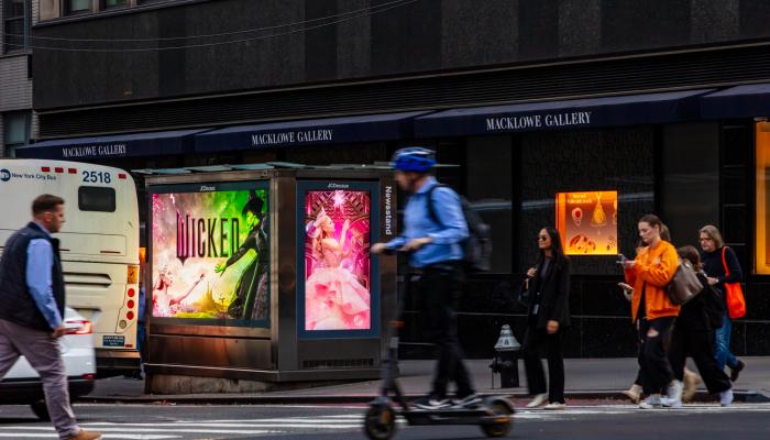 Wickedly Good Advertising for Movies | JCDecaux