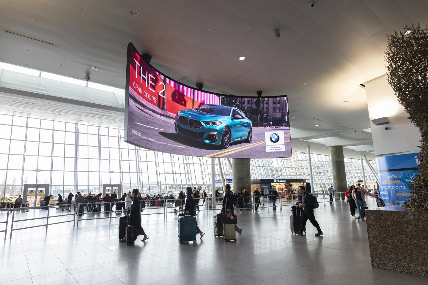 BMW Drives Into Airports | JCDecaux