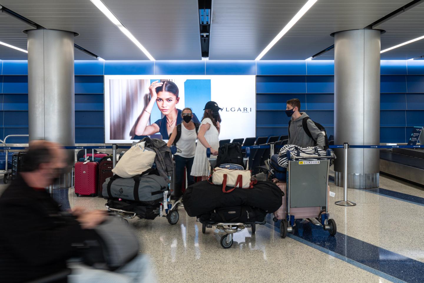 First Class Advertisers | JCDecaux